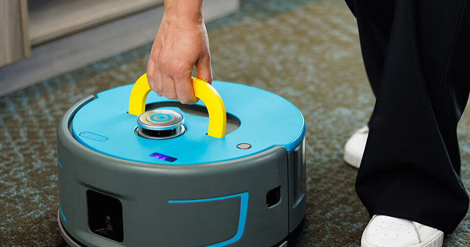 Presentamos el nuevo Drop & Go co-botic 1900 de… | i-Team Global